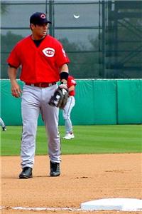 Ex-Lookout Brandon Larson To Start At Third Base For Reds ...