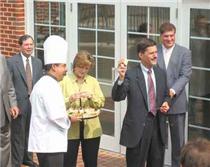 Lee Adds Cyber Cafe To Dining Choices - Chattanoogan.com