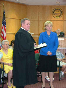 Photo Gallery: Sherry Paty Sworn In As City Court Judge - Chattanoogan.com