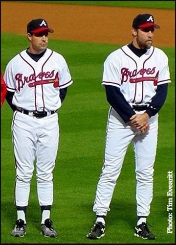 John Smoltz Throws Off Mound First Time Since His Shoulder Surgery ...