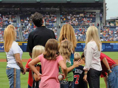 Photo Feature: Atlanta Braves Pay Tribute To The Late Skip Caray ...