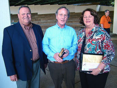 PHOTOS: Amphitheatre Under Walnut Street Bridge Is Rededicated ...