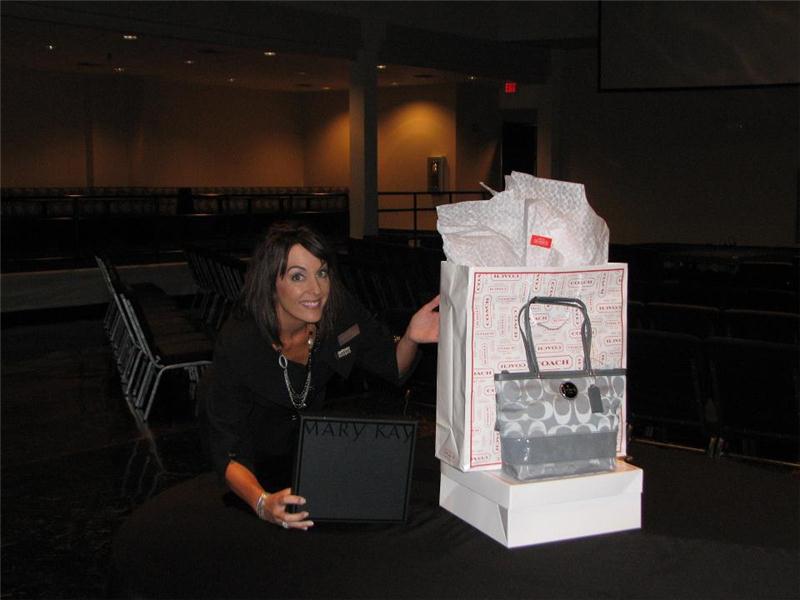 Chattanoogan: Maria-Claxton-Taylor - “She Has It Taylor-Made ...