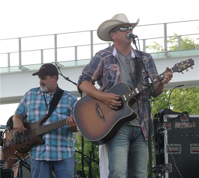 PHOTOS: Riverbend Finale - Chattanoogan.com