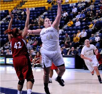 Dewart Leads Lady Mocs Past UAB, 66-57 - Chattanoogan.com