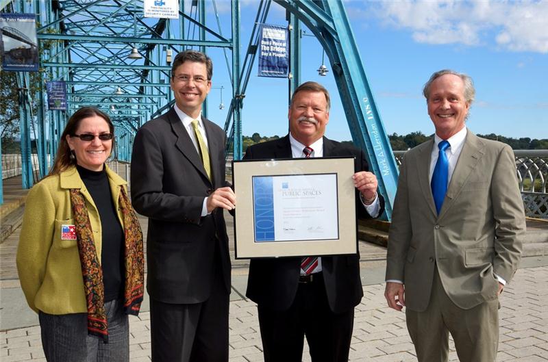 PHOTOS: Walnut Street Bridge Recognized As One Of America's Great ...