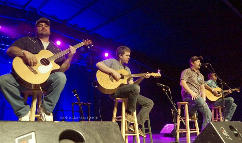 Zach Dylan And D-Railed Band Again Delight Chattanooga Listeners ...