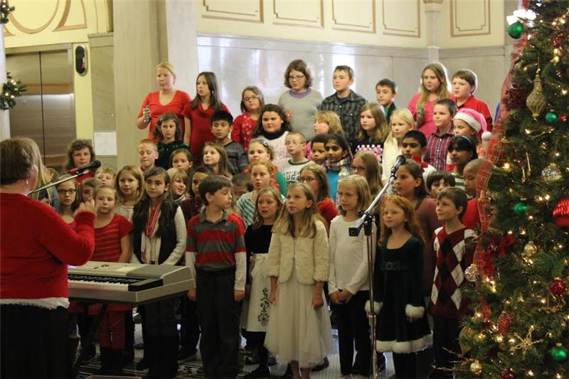 PHOTOS: Christmas At The Courthouse Wednesday - Chattanoogan.com