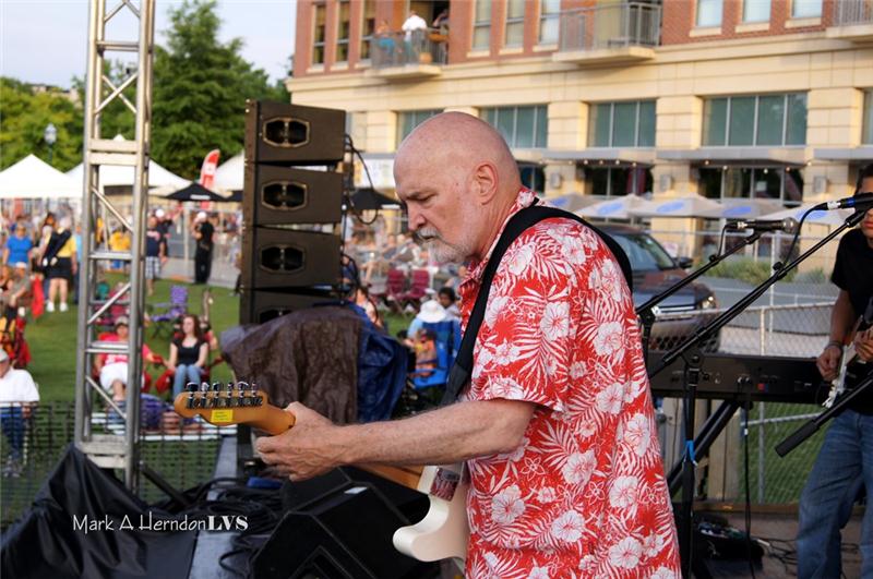 PHOTOS: Chattanooga Favorites At Riverbend - Chattanoogan.com