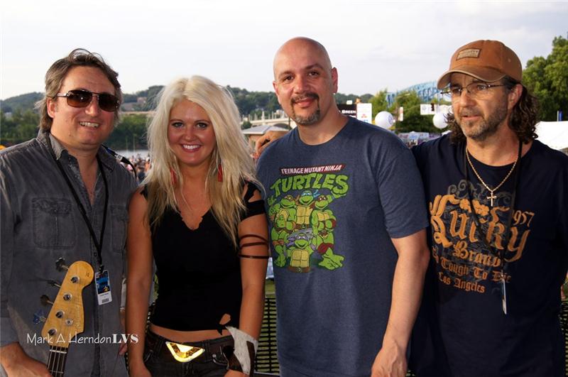 PHOTOS: Chattanooga Favorites At Riverbend - Chattanoogan.com