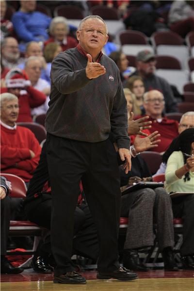 It's Sweater Day at McKenzie For Coach Foster - Chattanoogan.com