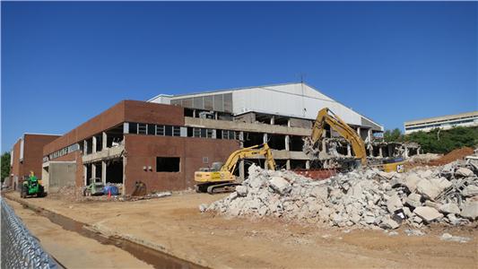 The Demolition Of UT's Stokely Athletics Center And Gibbs Hall ...