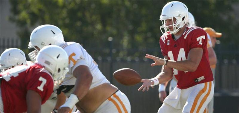 QB Worley Says Vols Have Their Hands Full With Georgia Defense ...