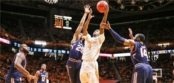 Tyndall's Vols Turn Back Pearl's Tigers, 71-63 - Chattanoogan.com