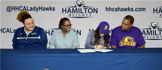 Hamilton Heights' Balogun, Harris Sign College Grants - Chattanoogan.com