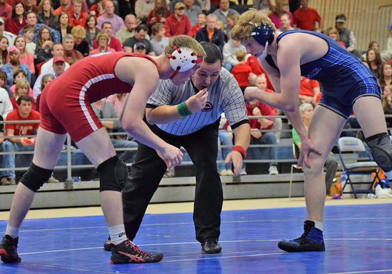 PHOTOS: Baylor Wrestling Edges Rival McCallie - Chattanoogan.com