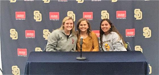 Soddy-Daisy' Penney, Britton, Swafford, Woodcock Sign College Softball ...
