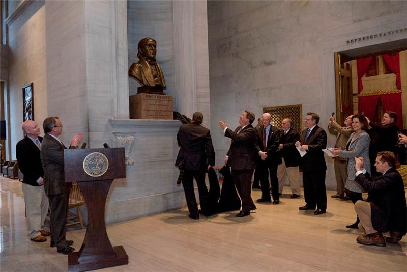 David Crockett Bust Unveiled At Tennessee State Capitol - Chattanoogan.com