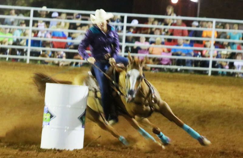 PHOTOS: St. Jude Rodeo At Yates Farm - Chattanoogan.com