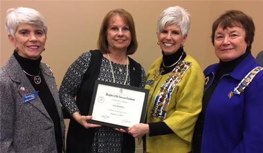 Jan Moses Receives DAR Community Service Award - Chattanoogan.com