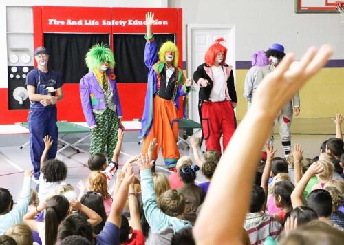 Lovable Clowns Share Fire Safety With County Students - Chattanoogan.com