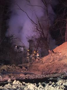 Chattanooga Firefighters Put Out Shed Fire Behind Couch's BBQ Early ...
