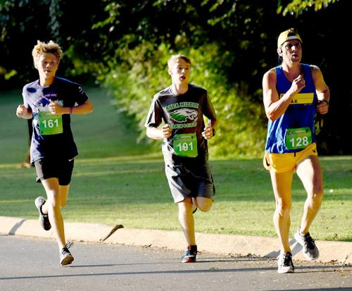 PHOTOS: FCA 5K Labor Day Race - Chattanoogan.com