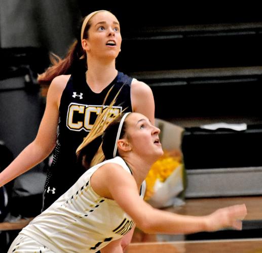 PHOTOS: Notre Dame Girls Host CCS - Chattanoogan.com