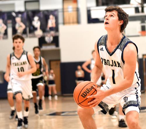 PHOTOS: Soddy Daisy Basketball Hosts Lookout Valley - Chattanoogan.com