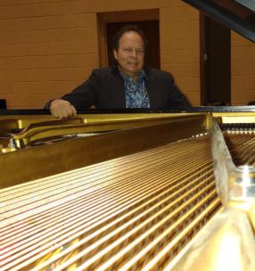 Chattanoogan: Robert Sims Keeping Pianos In Tune All Over Chattanooga ...