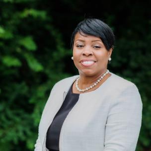 Tracy Wood Celebrates 1-Year Anniversary Of Grave To Great Podcast ...