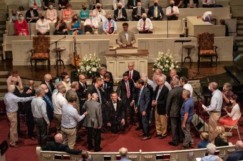 PHOTOS: Gabe Fluhrer Installed As Pastor At First Presbyterian ...