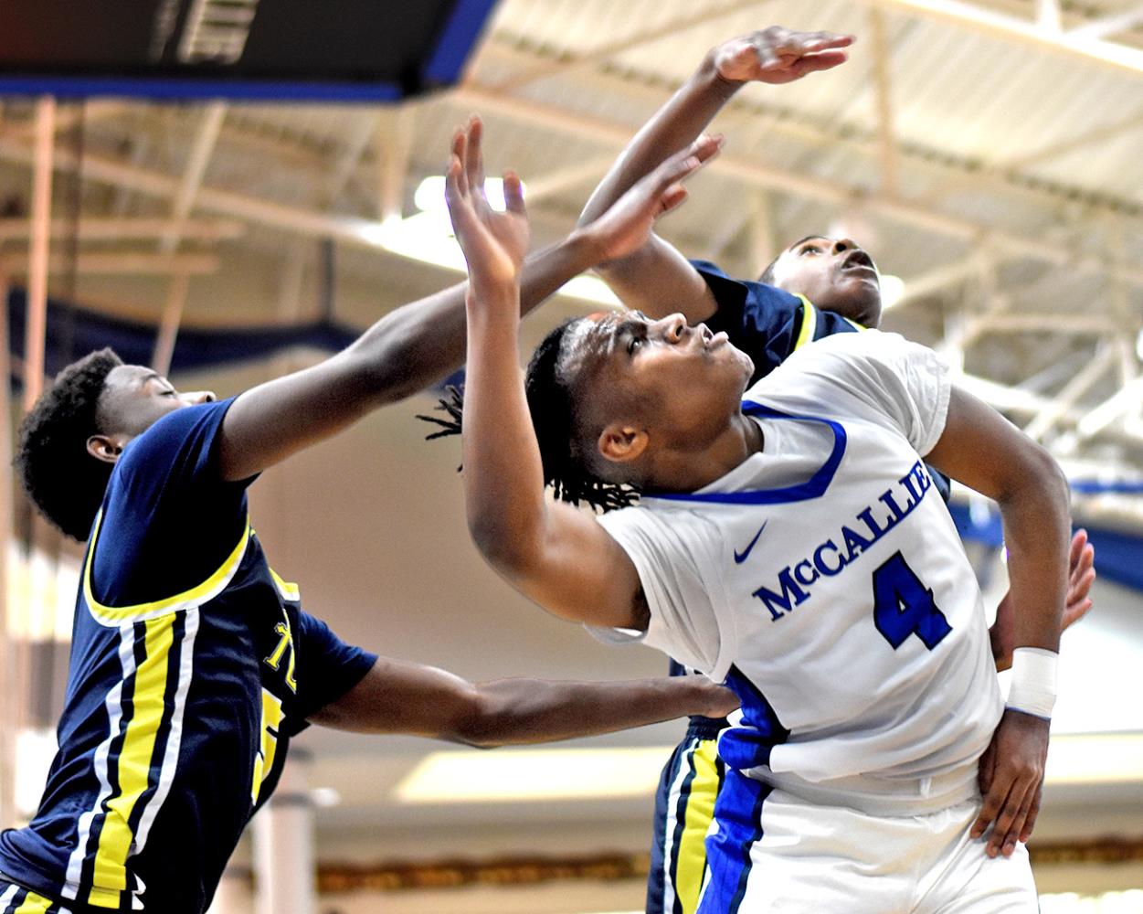 PHOTOS: McCallie Basketball Hosts Providence Christian Academy ...