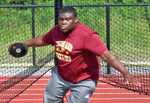 PHOTOS: Field Events At Howard Track Meet - Chattanoogan.com