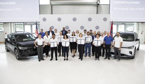 Volkswagen Chattanooga Celebrates Class Of 2022 Graduating Apprentices ...