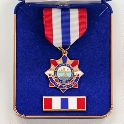 2 HCSO Corrections Deputies Awarded Life-Saving Medal - Chattanoogan.com