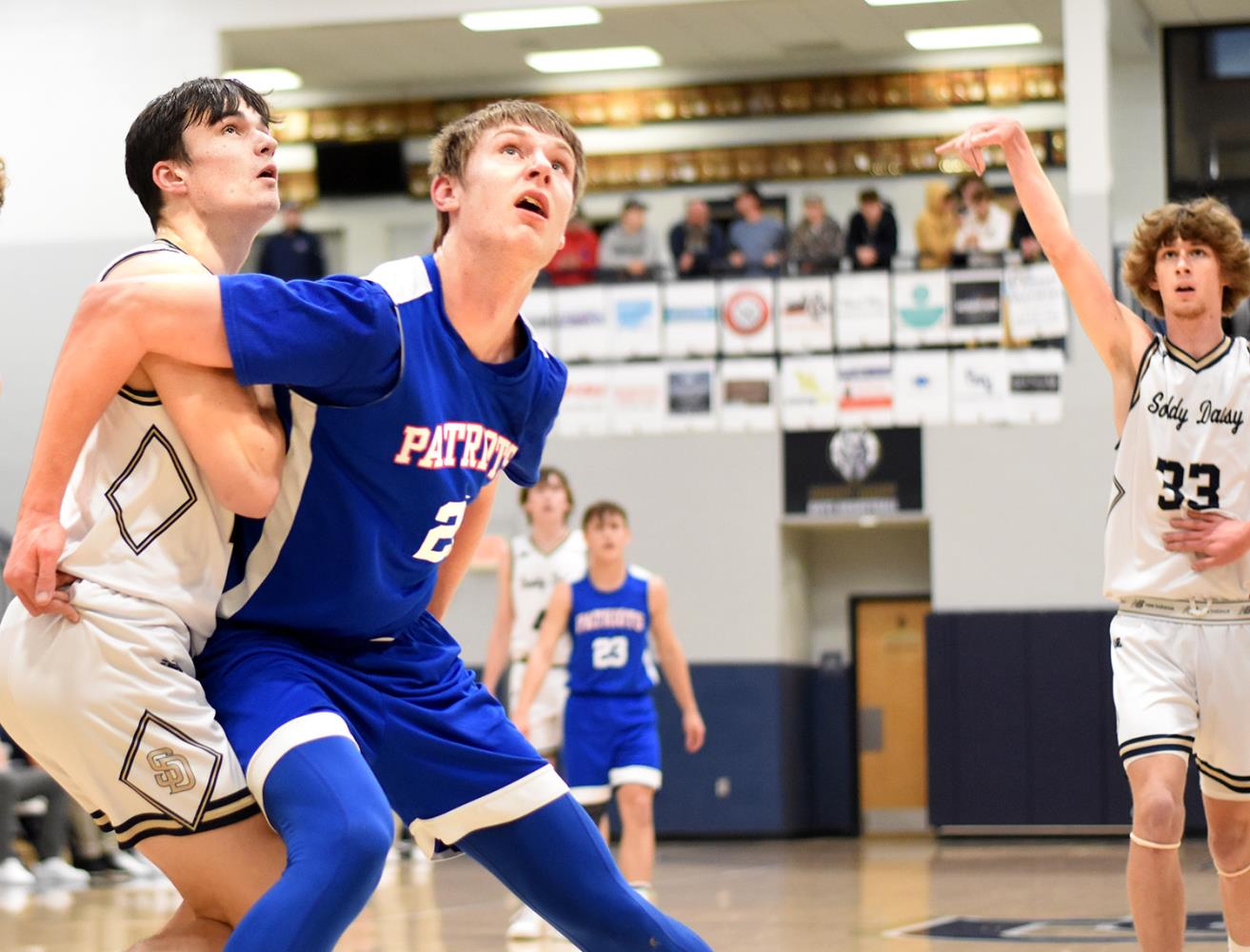 PHOTOS: Trojan Boys Take On CSTHEA In Soddy Daisy Christmas Classic ...