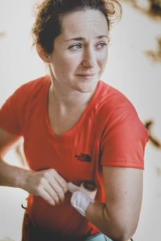 One-Handed Mountaineer Maureen Beck To Present “Improbable Ascent” At ...