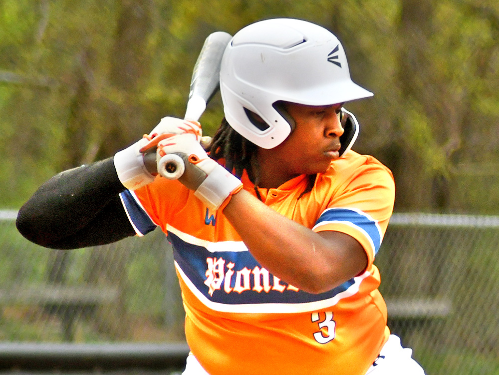 PHOTOS: East Ridge, University Clash As Yellowjacket Baseball Classic ...