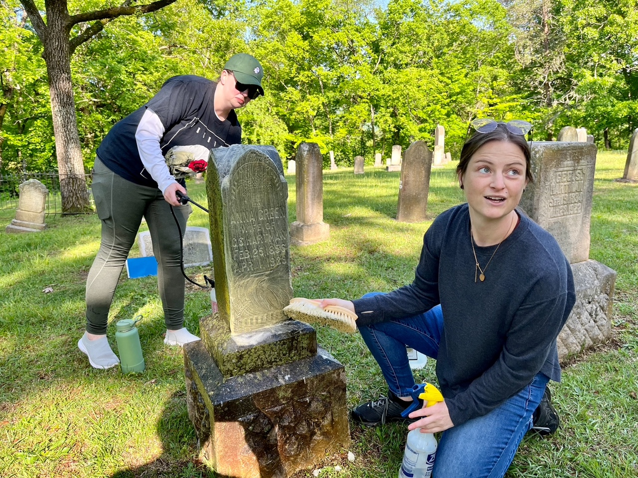 Cleanup Day Held At Historic Red Bank Cemetery - Chattanoogan.com