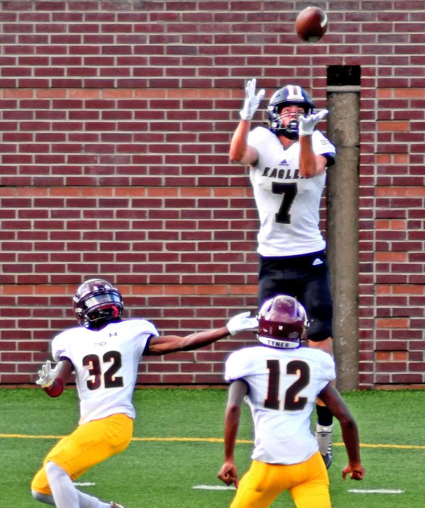 PHOTOS: 2023 Prep Football Jamboree Kicks Off - Chattanoogan.com