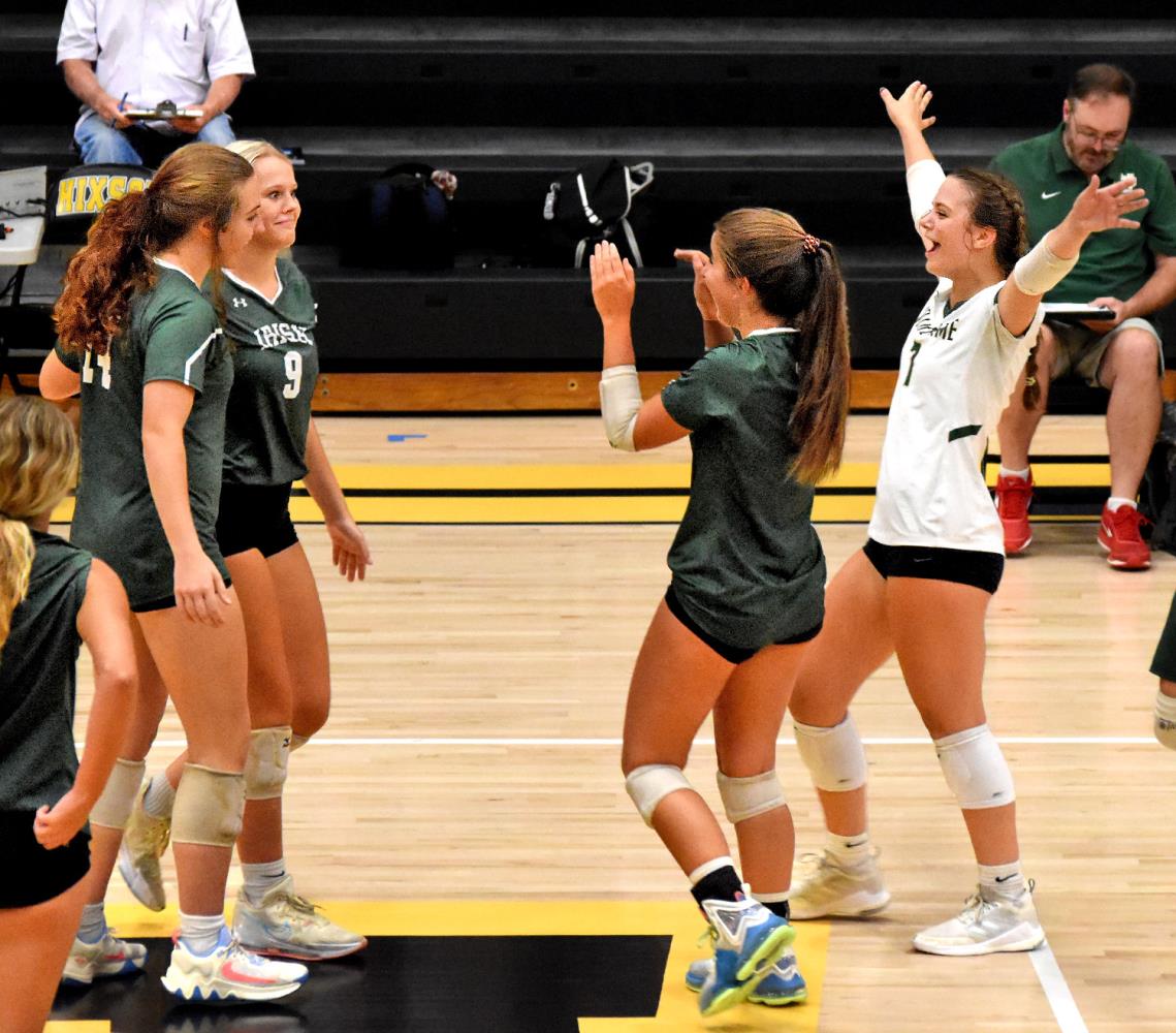 PHOTOS: Hixson Volleyball Hosts Notre Dame - Chattanoogan.com