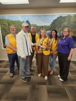 Spring City Lions Club Receives Award, Donates Eyeglasses ...
