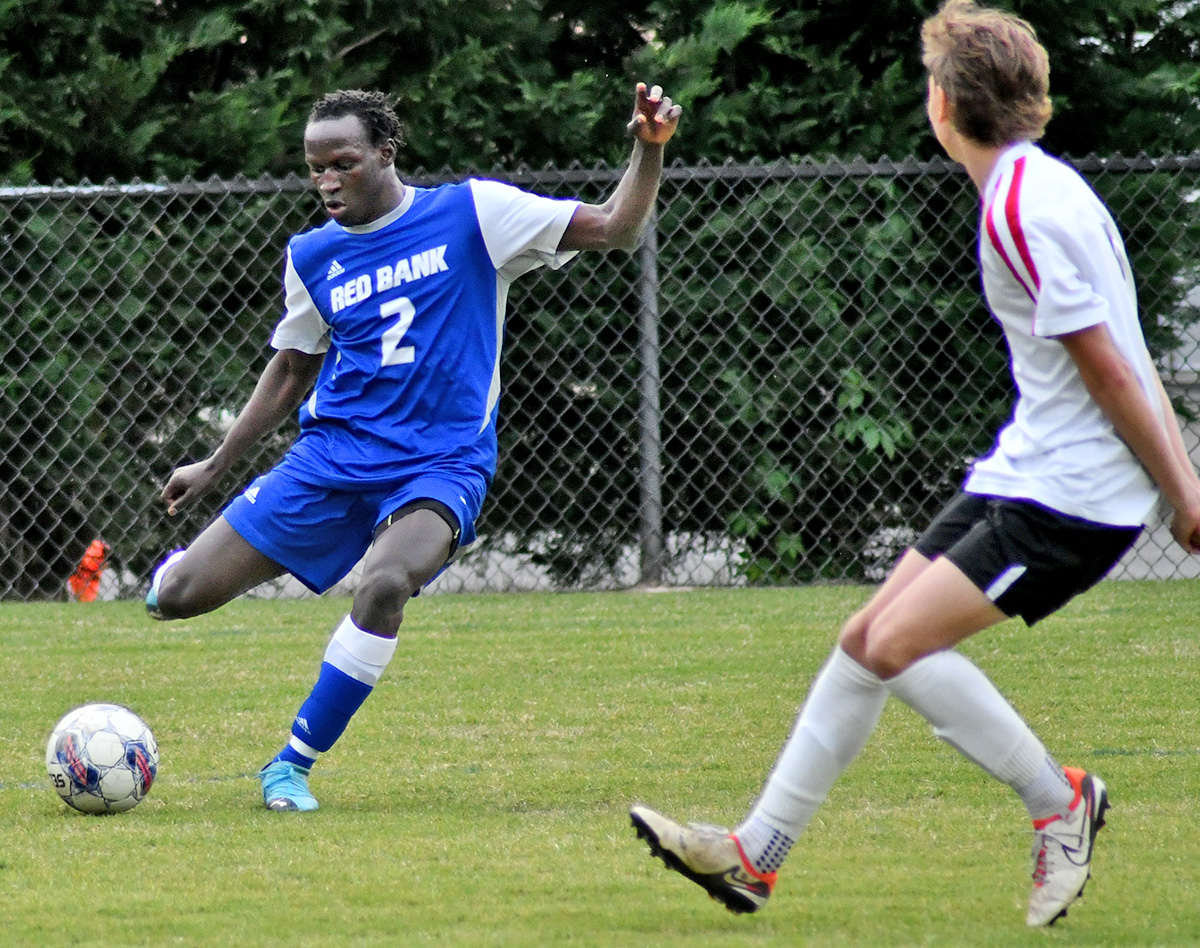 PHOTOS: Red Bank Soccer Hosts Signal Mountain - Chattanoogan.com