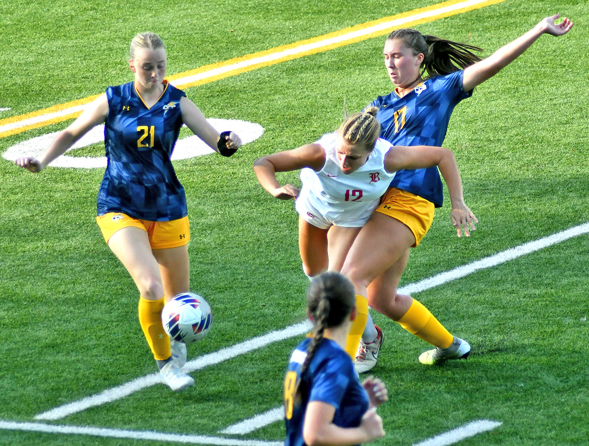 PHOTOS: CCS Soccer Hosts Baylor - Chattanoogan.com