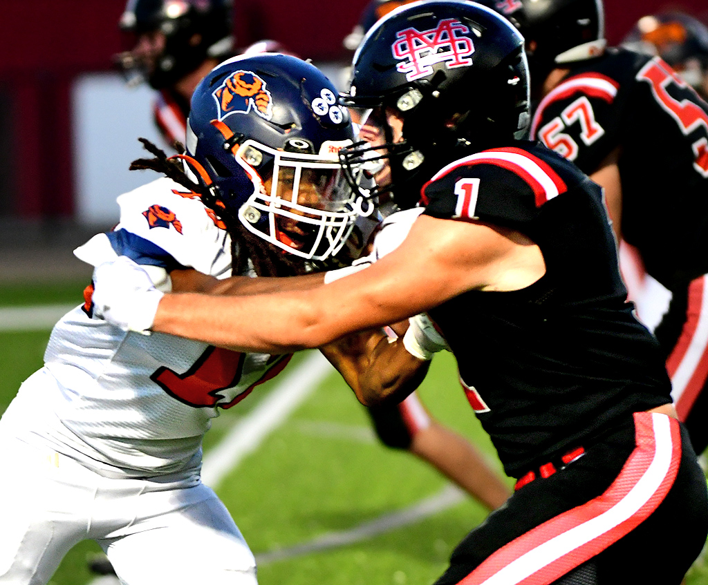 PHOTOS: Signal Mountain Football Hosts East Ridge - Chattanoogan.com
