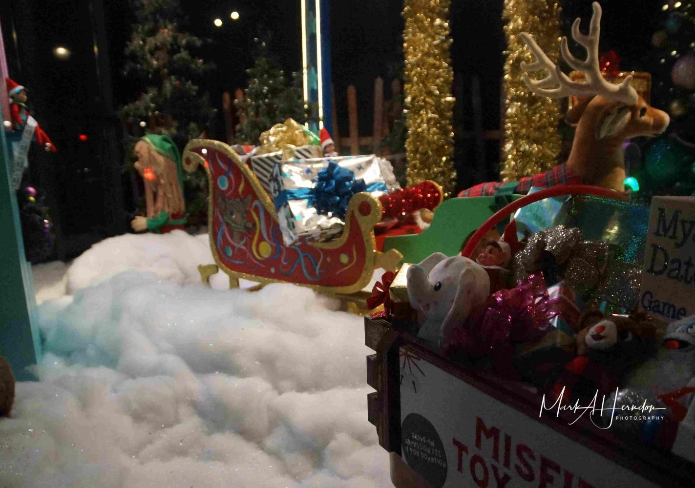 PHOTOS: EPB Christmas Windows - Snowflakes And Silver Screens ...