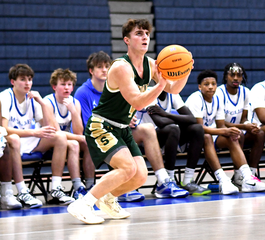 PHOTOS: McCallie Basketball Hosts Silverdale - Chattanoogan.com