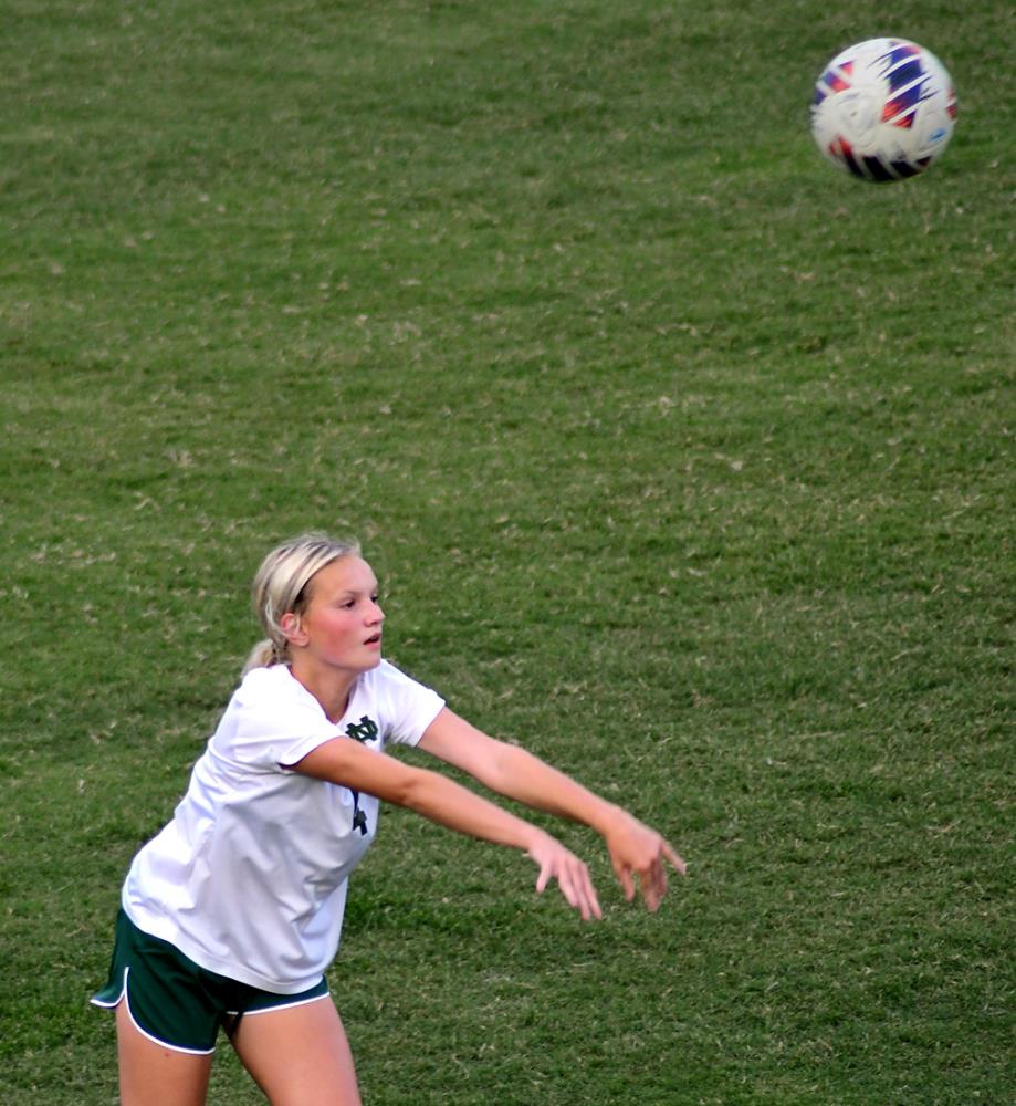 PHOTOS: CSAS Soccer Hosts Notre Dame - Chattanoogan.com