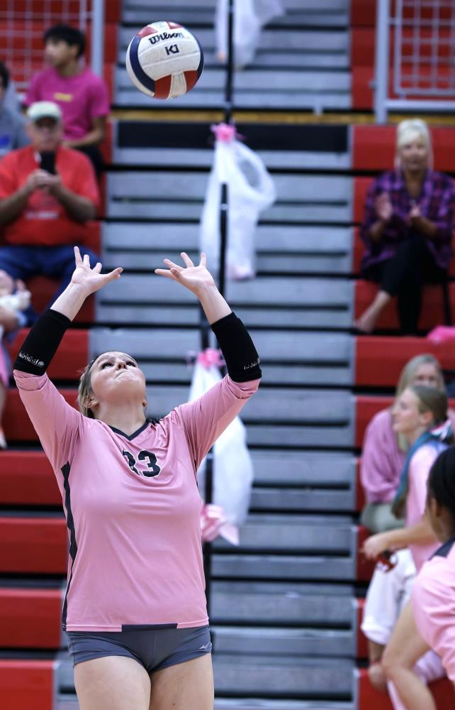 PHOTOS: Ooltewah Volleyball Hosts Cleveland On Pink Out Night ...